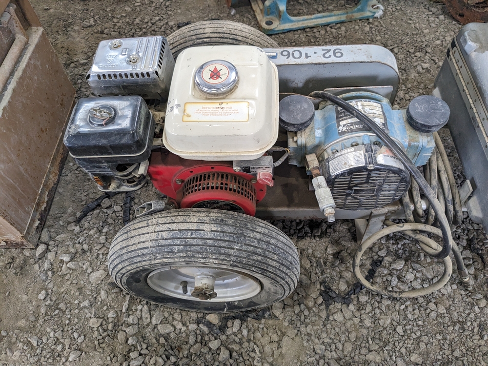 Absolute Auctions & Realty